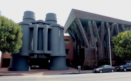 70 Breathtakingly Beautiful Examples of Postmodern Architecture