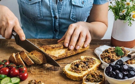 110 + Scrumptious and Easy Hors d’Oeuvres That Will Spice Up Any Party