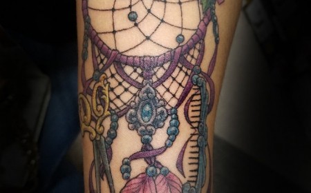 The dream catcher tattoo is super stylish – here’s the examples to prove it