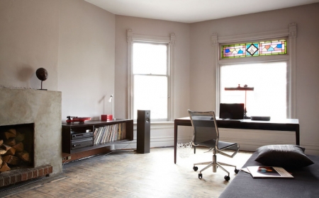 How to incorporate stained glass windows in your contemporary home