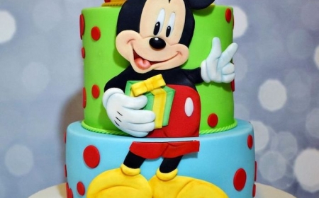 60+ Mickey Mouse cake ideas for the die-hard Disney fans
