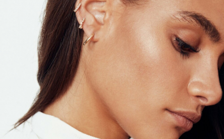 What is a double cartilage piercing and why is it so trendy