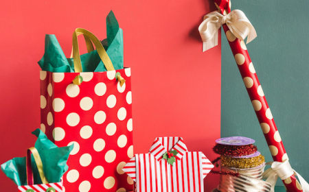 How to Wrap a Present in a Few Different, Spectacular Ways