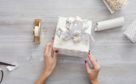 How to Wrap a Present in a Few Different, Spectacular Ways