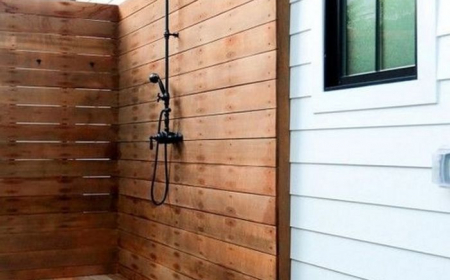 Outdoor shower ideas that will turn your home into a jungle oasis