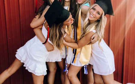 Cute high school graduation outfit ideas for 2022