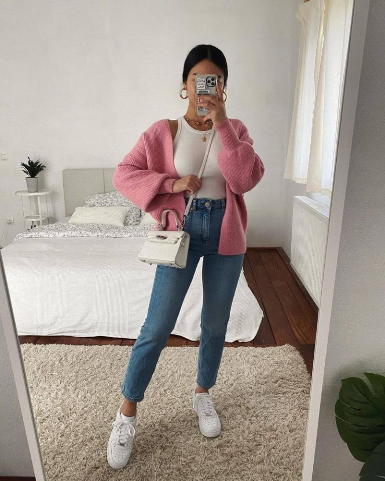 Make a statement with these high school cute baddie outfits to rock in 2022