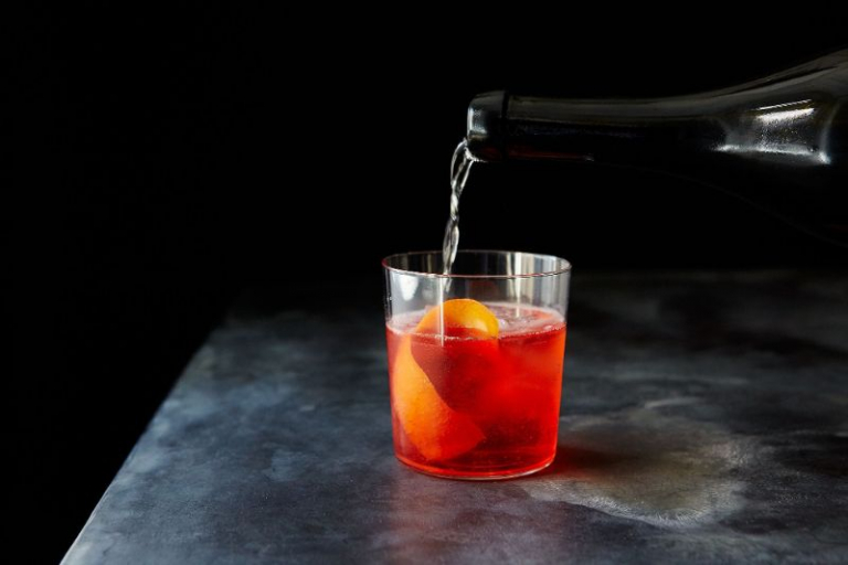 15 Prosecco Cocktails For A Bubbly Festive Mood