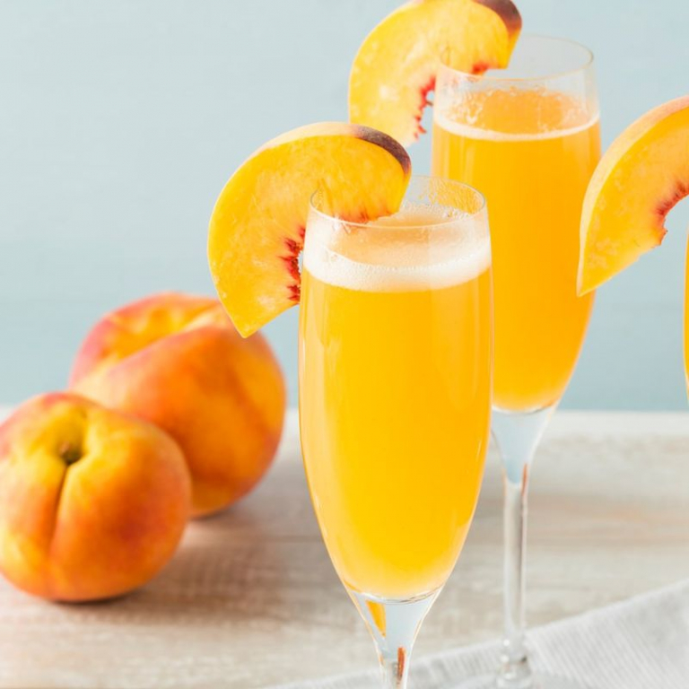 15 Prosecco cocktails for a bubbly, festive mood - archziner.com