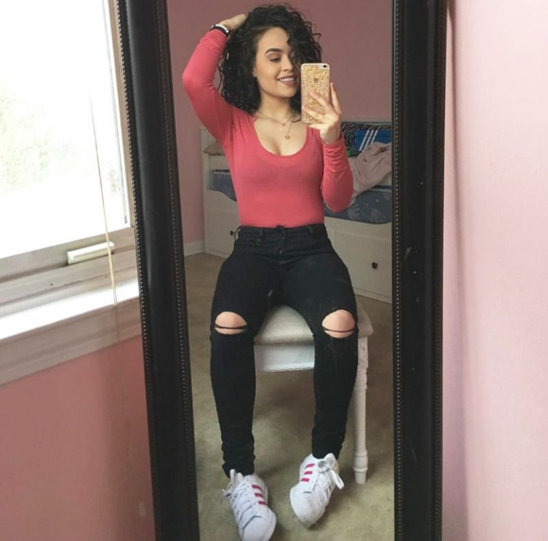 Make a statement with these high school cute baddie outfits to rock in 2022