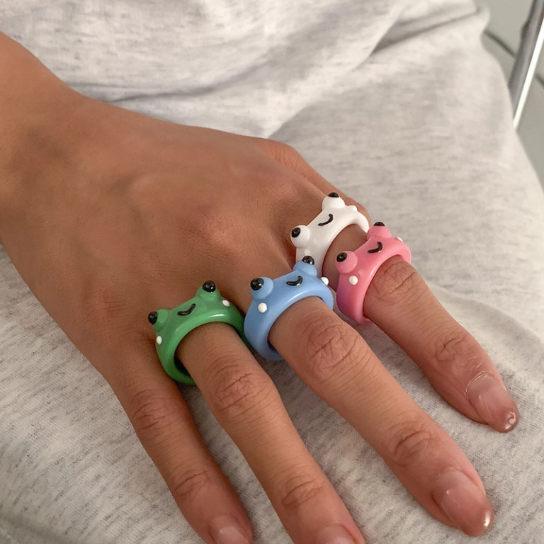 How to Make Funky Clay Rings: Easy TikTok DIY – Archziner.com