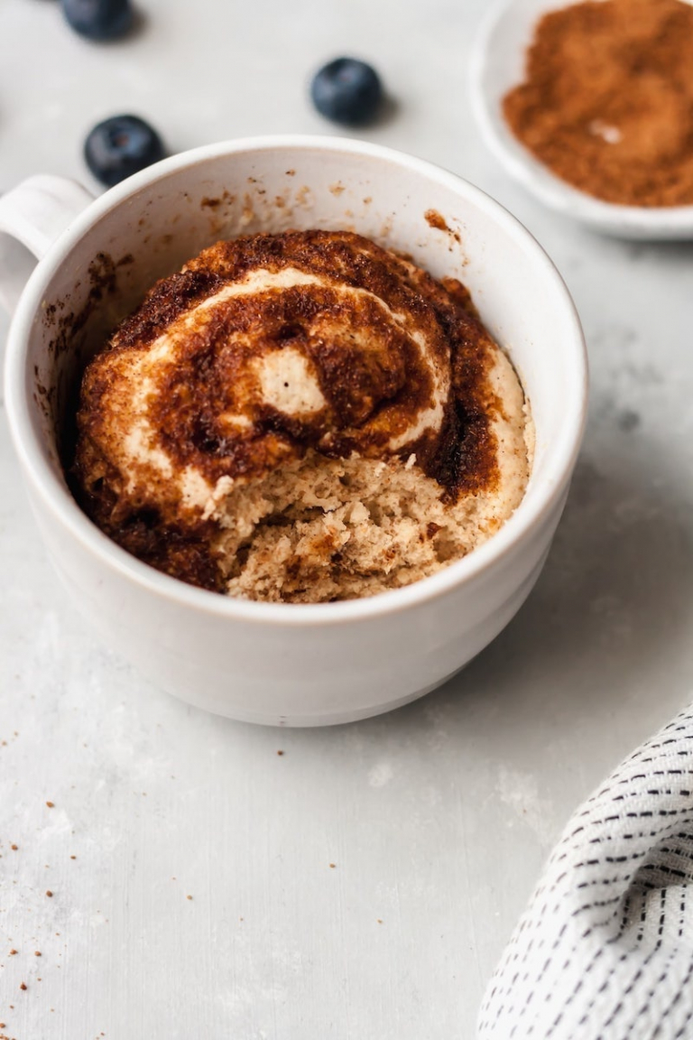 14+ Healthy Mug Cake Recipes: Vegan, Low-Calorie, Keto - Archziner.com