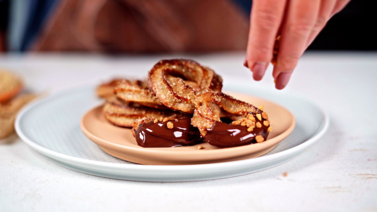 The Best Sweet Churros You Will Ever Make: 15-minute Recipe - Archziner