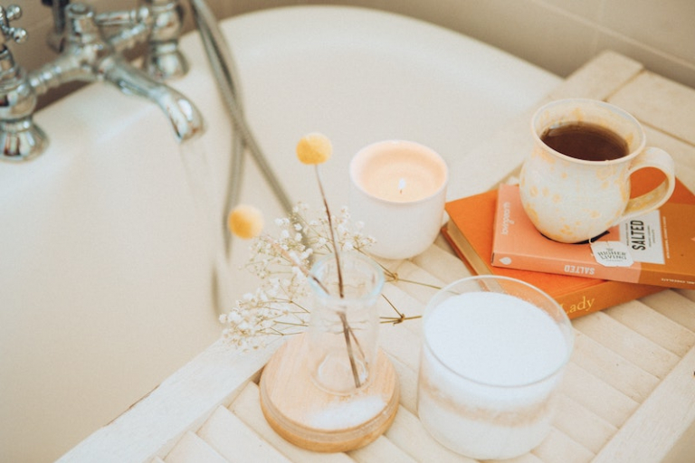 How to be pretty naturally: 20 tips to enhance your inner beauty & radiance
