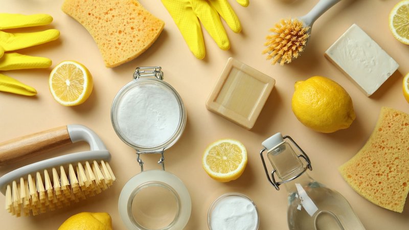 Eco Cleaning: How to make safe, eco-friendly cleaning products for ...