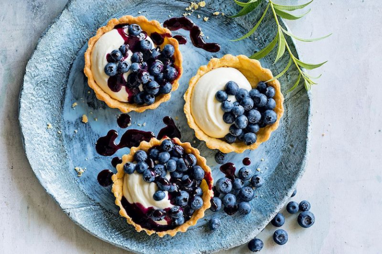 How to Wash and Store Blueberries: Tips to Keep Them Fresh & Aromatic