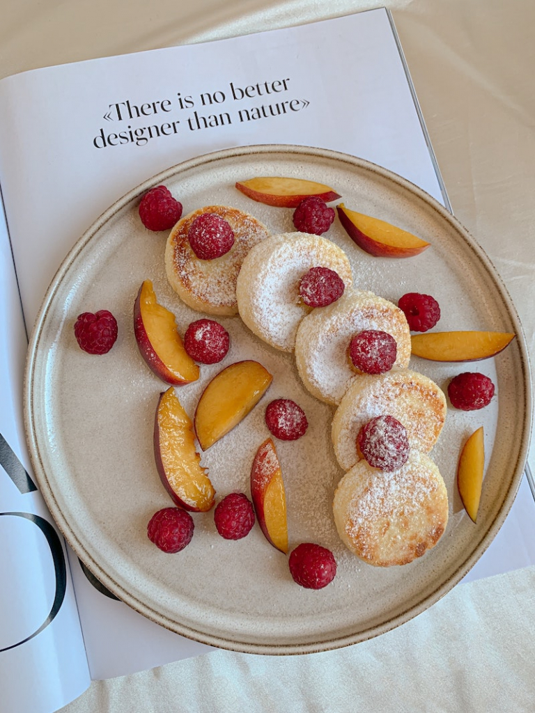 How to Store Peaches to Keep them Super Juicy & Yummy (Tips & Tricks)