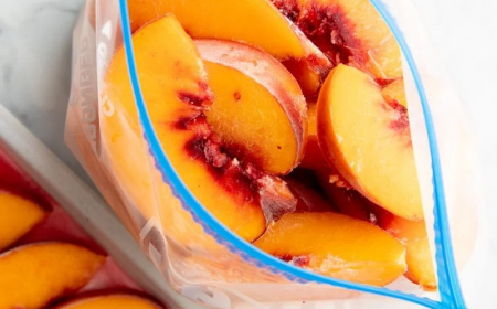 How to Store Peaches to Keep them Super Juicy & Yummy (Tips & Tricks)