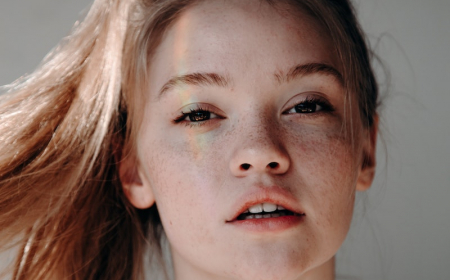 What Your Face Says About Your Health, According to Dermatologists