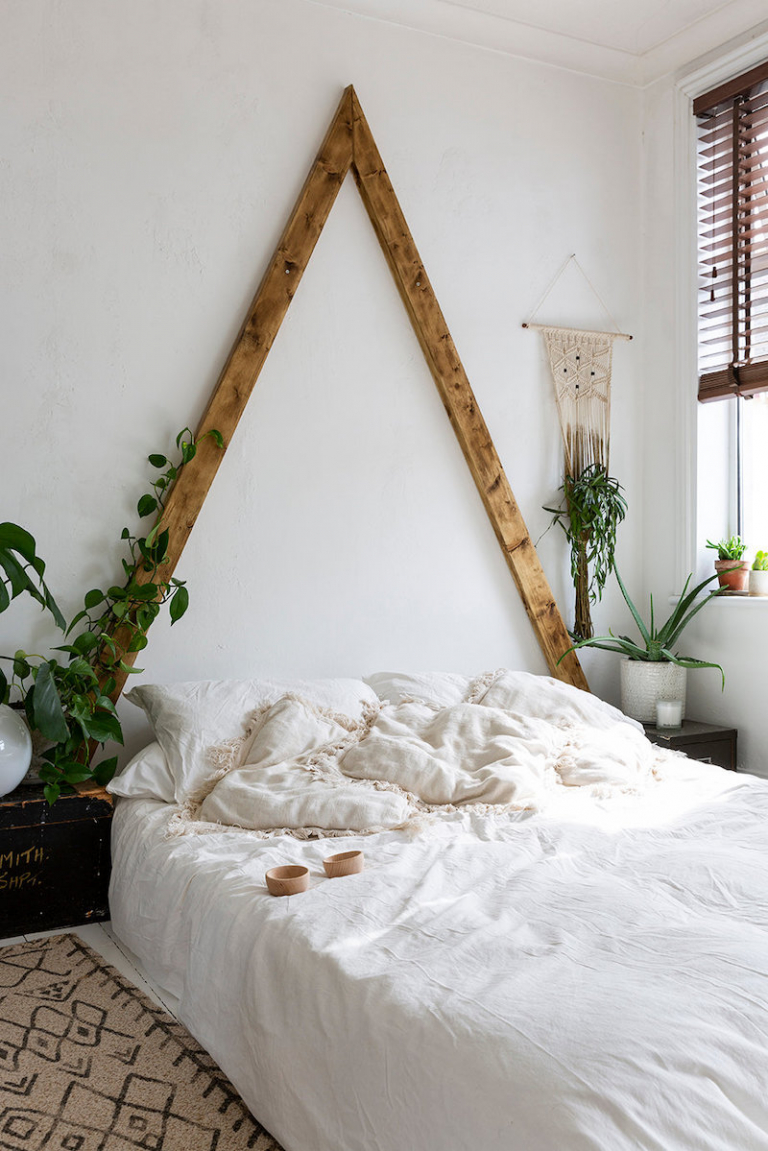 How the Color of your Bedroom Affects your Sleep (According to Experts)