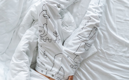 How to Properly Wash Your Bed Linens For Comfort & Hygiene